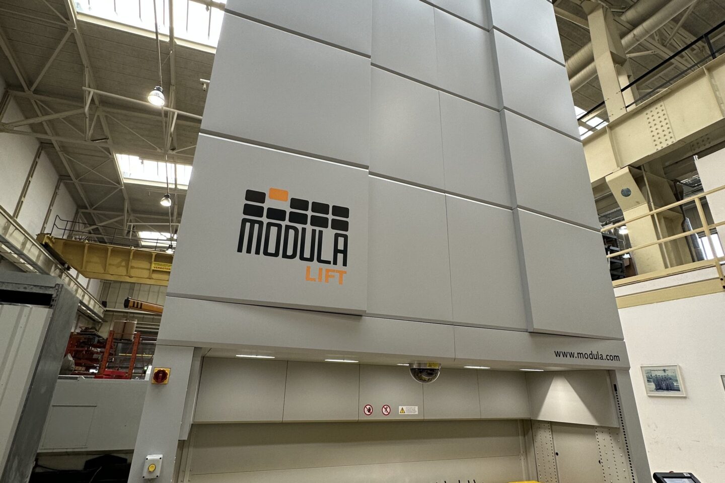 Neuer vollautomatisierter Lagerlift! | Lugauer Ges.m.b.H.